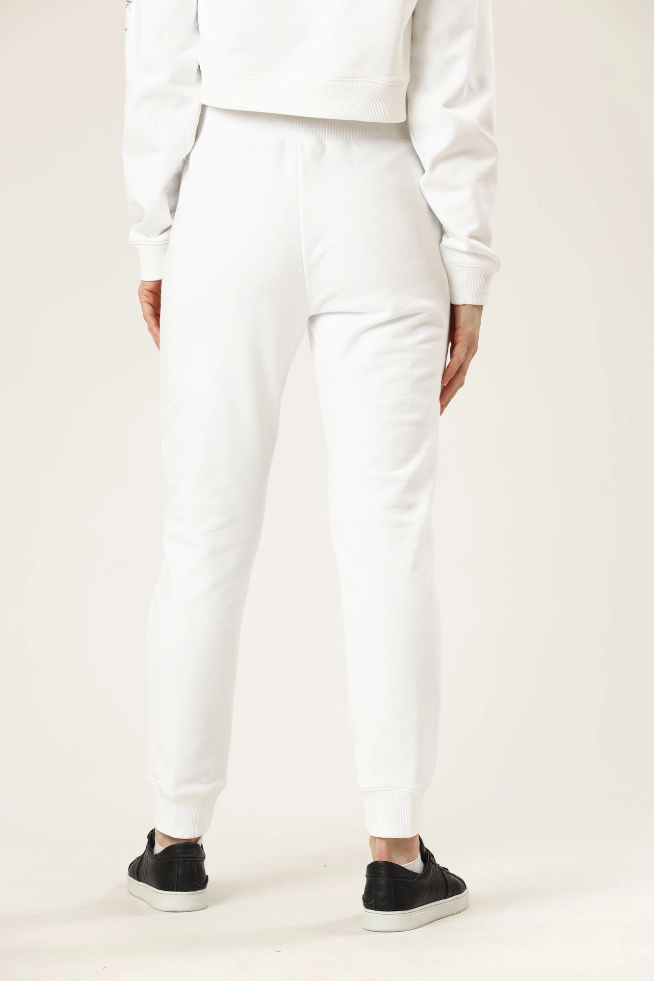 Calvin klein white jeans store