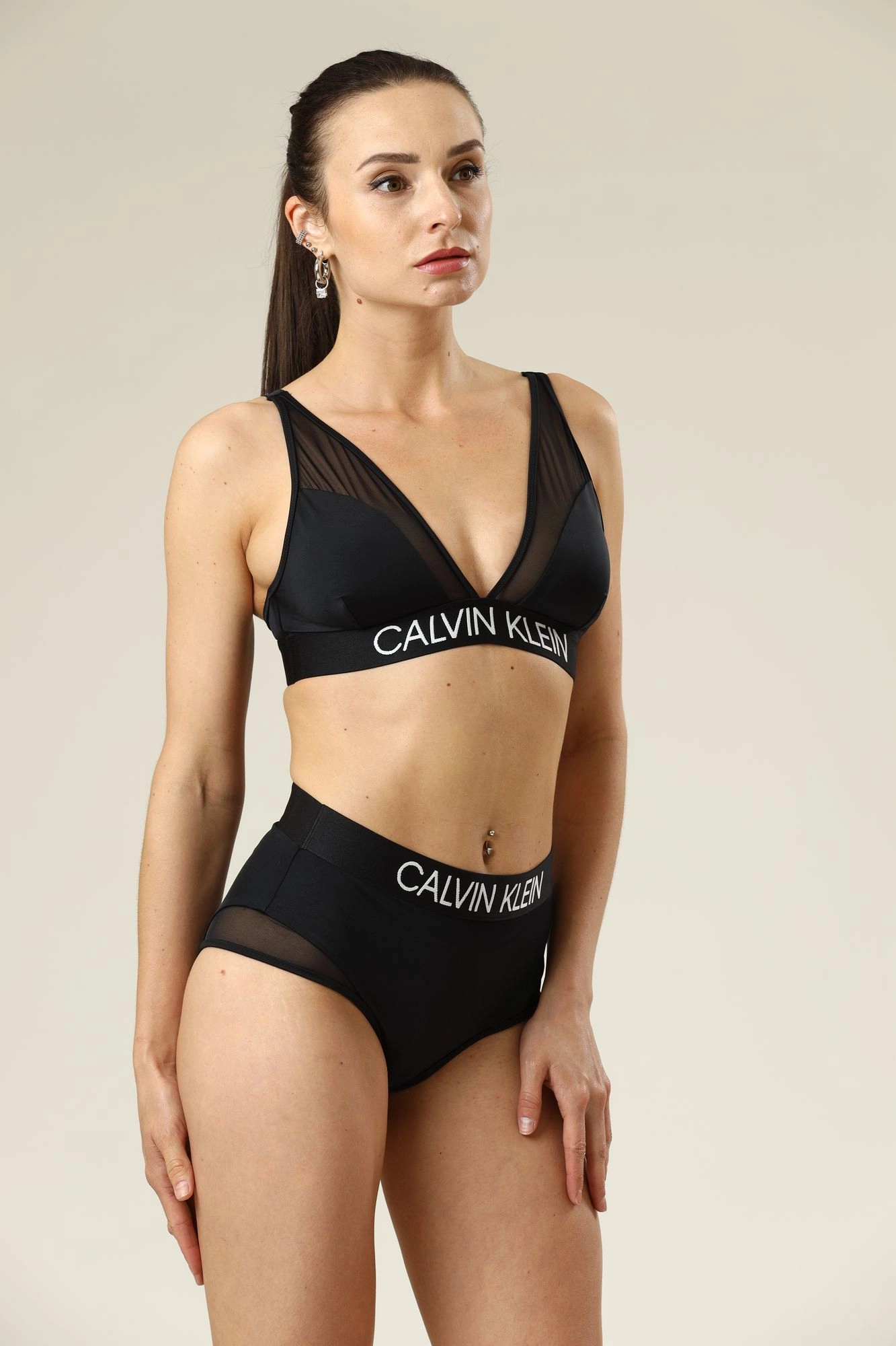 Calvin klein bra outfit store
