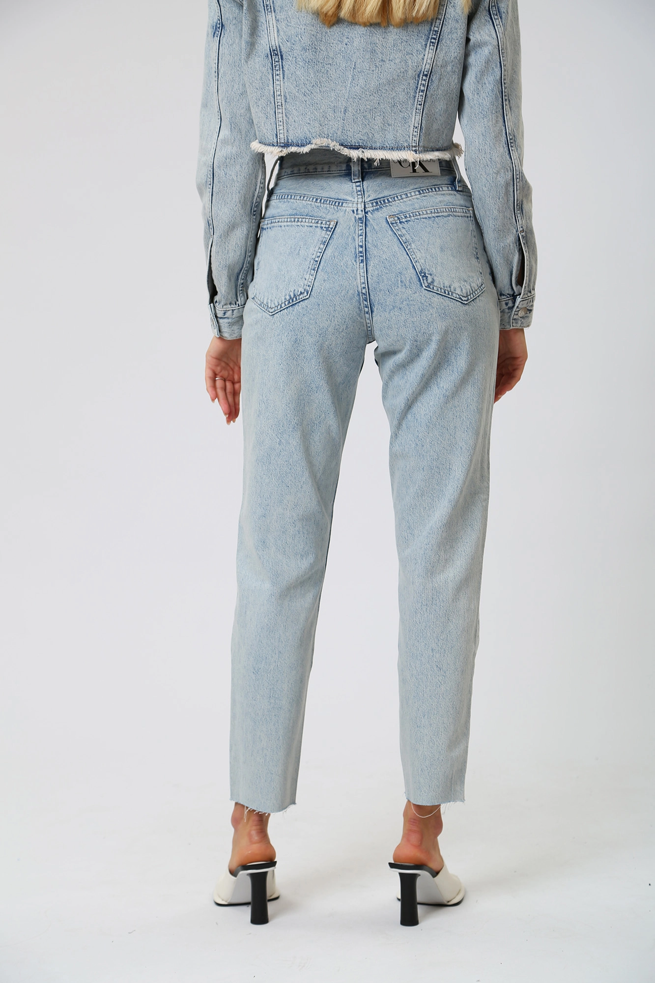 Buy calvin klein jeans online store