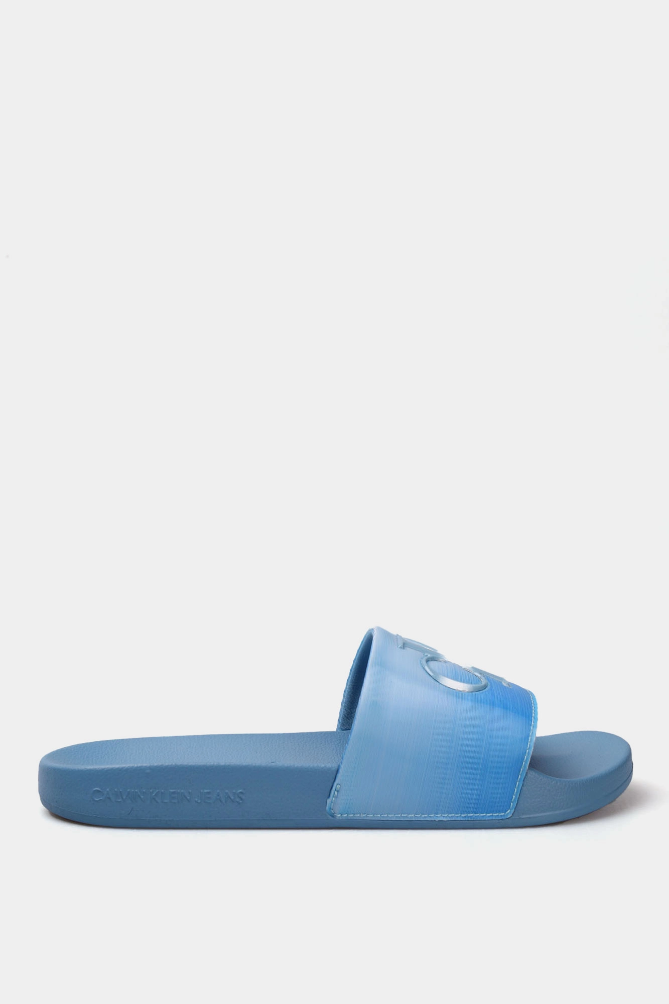 Baby blue calvin klein store