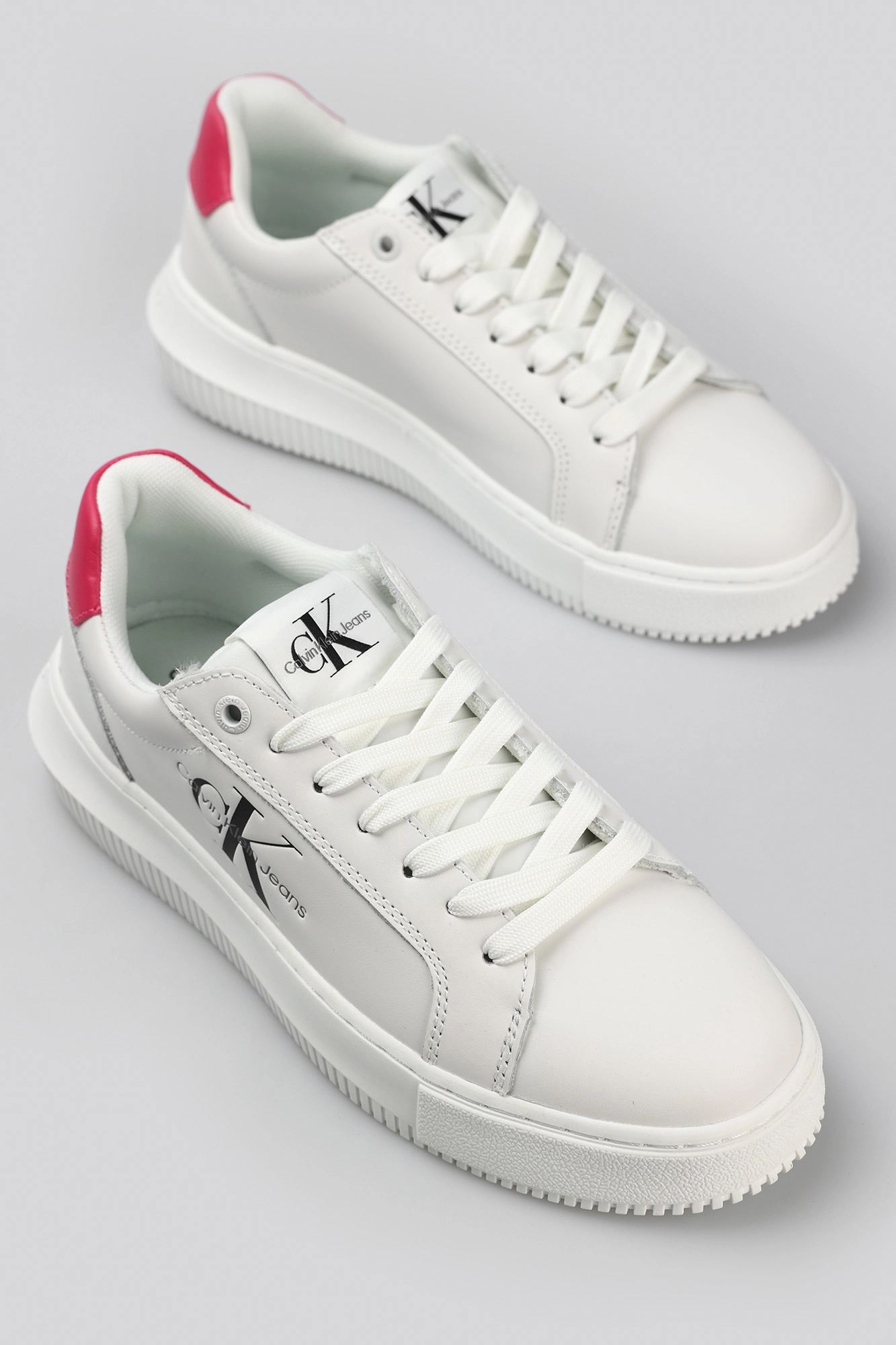 Calvin Klein Jeans YW0YW00823 01W Med Online.ru